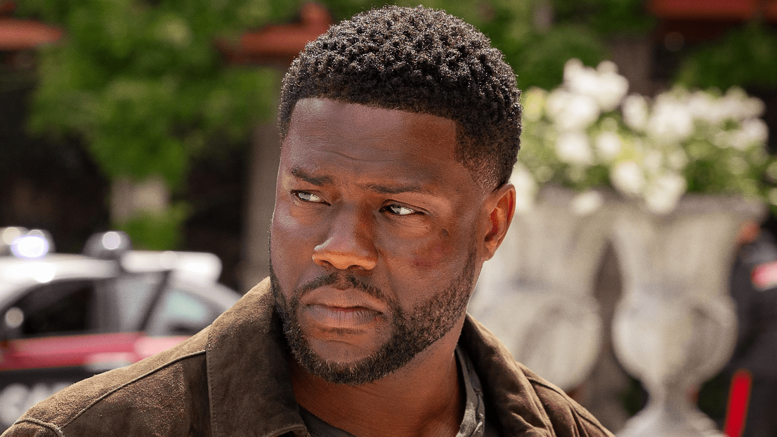 The Story of Comedian and Actor Kevin Hart - philadelphiaski.com